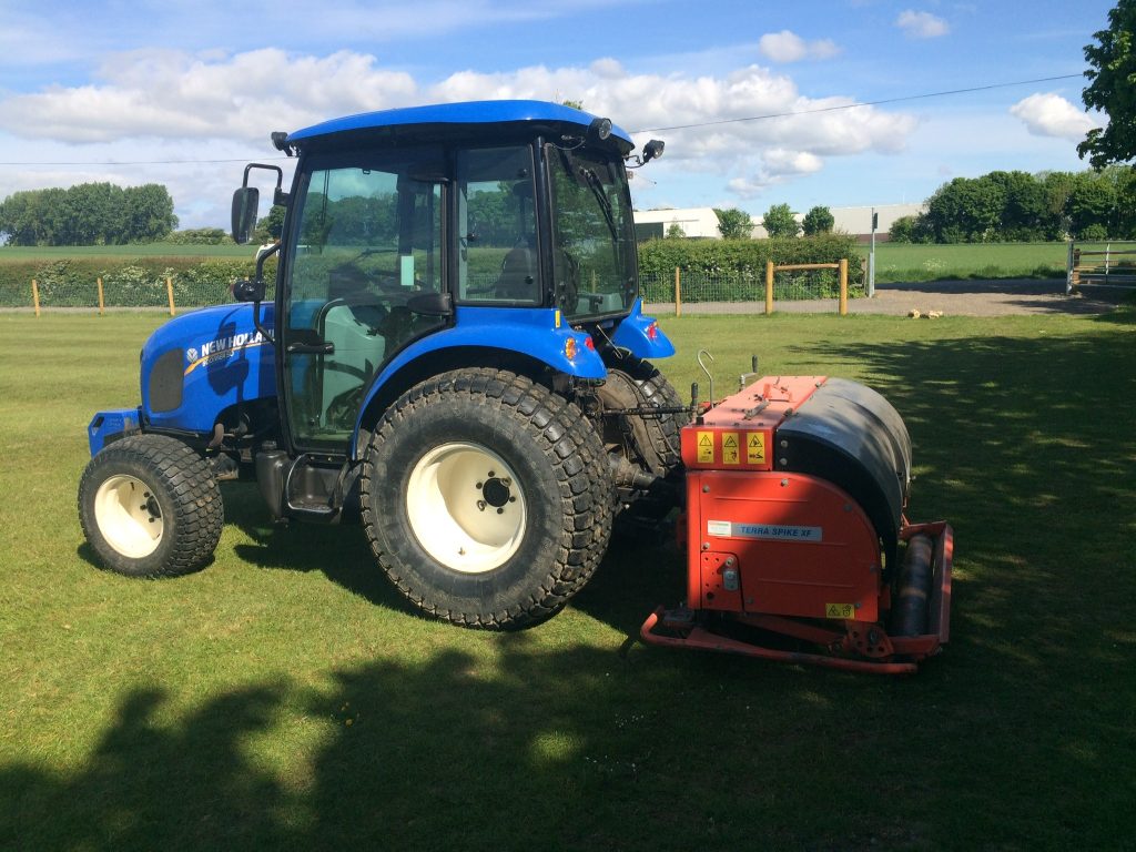 Wiedenmann XF6 helps STS York with their cricket wicket aeration ...